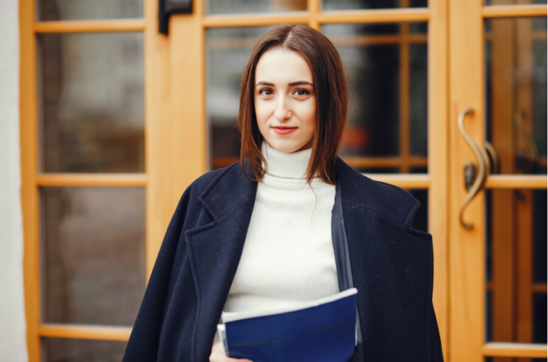 A Comprehensive Guide On What To Wear To A Conference For Men & Women