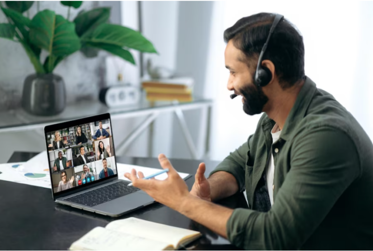 Virtual Meeting Etiquette: 15 Must-Follow Tips for Professionals Everywhere