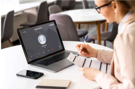 Virtual Meeting Etiquette: 15 Must-Follow Tips for Professionals Everywhere
