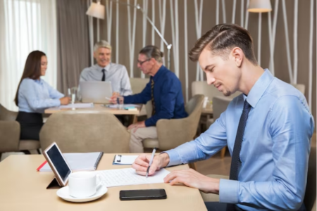 From Nervous to Confident: 10 Tips for Managing Meeting Anxiety